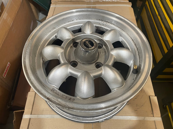 MGB ALLOY WHEELS SET OF 4 SUPERLITE 14 X 6 USED – MG Sales & Service